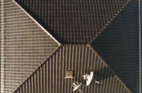 From Gable to Mansard: An Overview of the 10 Most Common Roof Designs ...